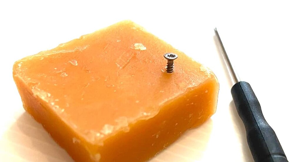 Troubles getting the screws into the indoor enclosure? - AirGradient Forum